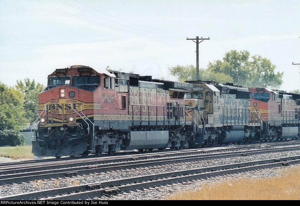 BNSF 4880 North